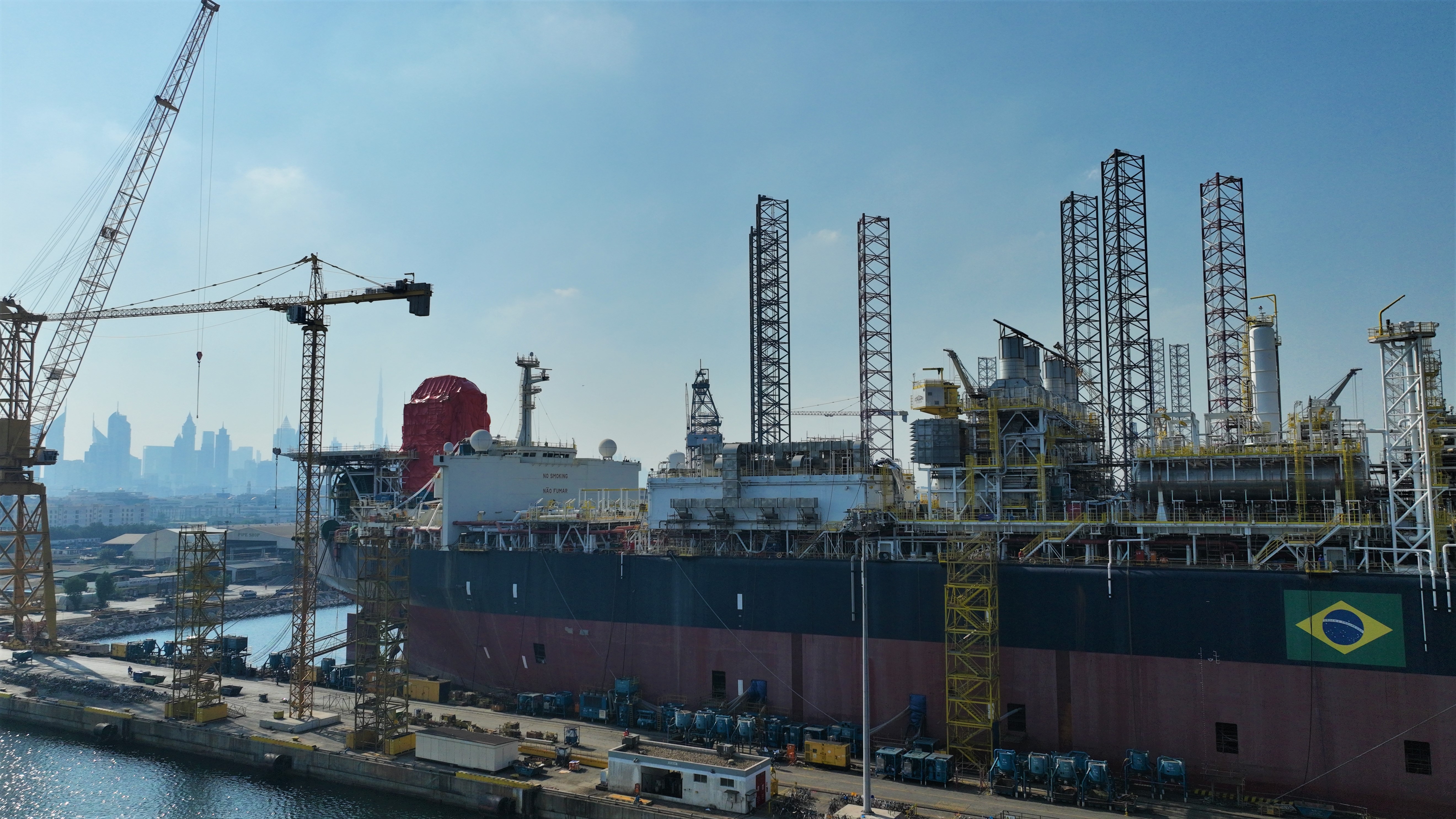 Conversion, Refurbishment & Life Extension | DP World Drydocks