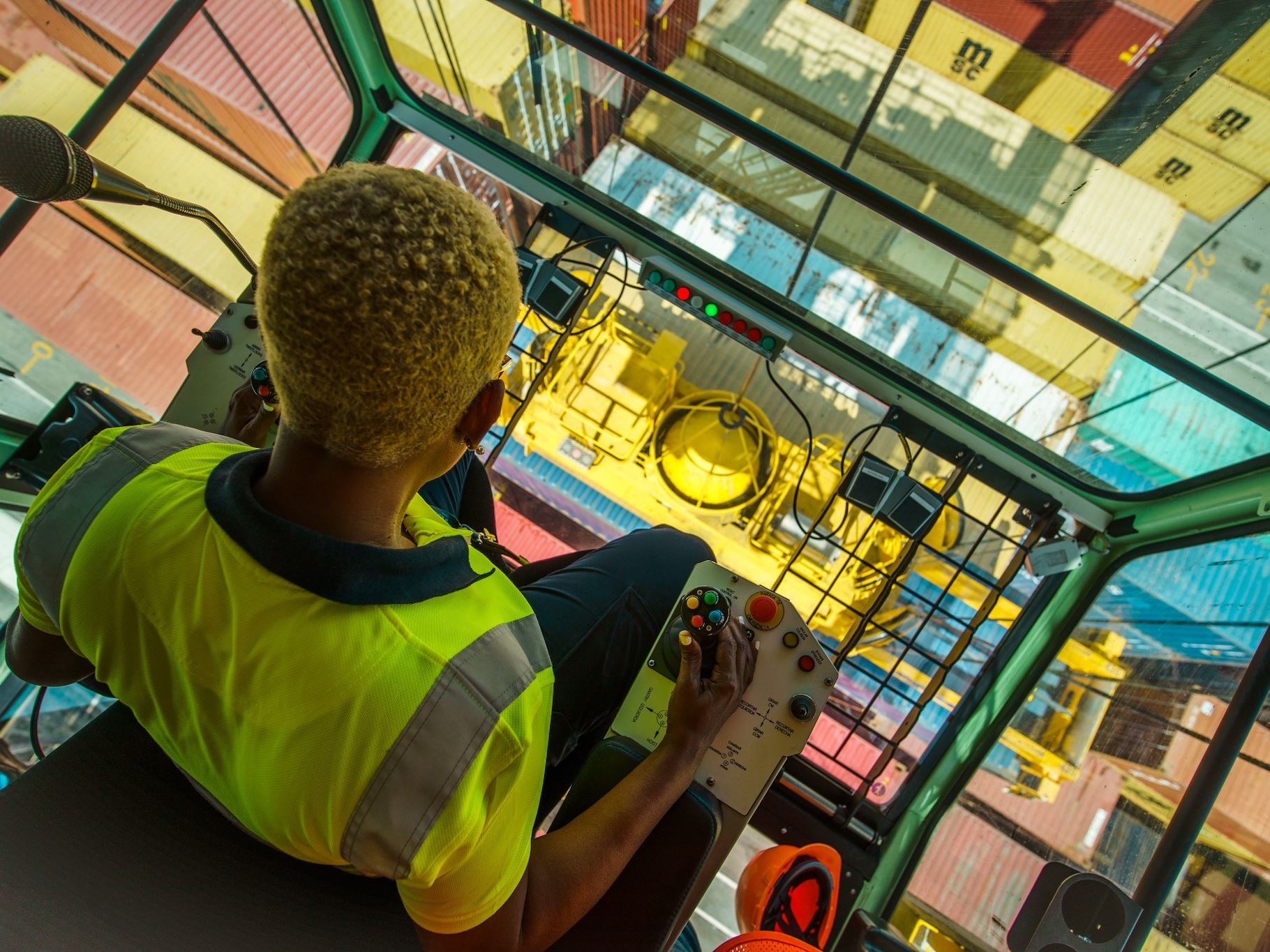 Women driving logistics in Latin America